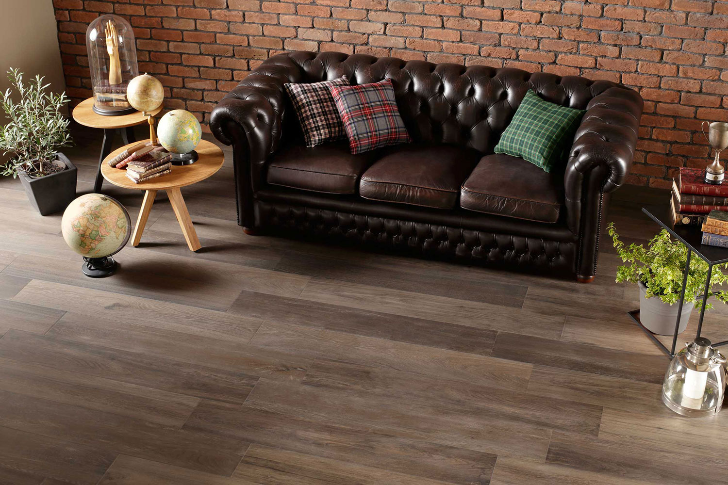 Carrelage Marron pour la Maison et carreaux Marrons pour l'intérieur